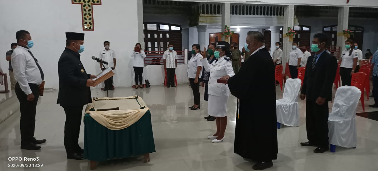Bupati Kepulauan Talaud Lantik Kepala Desa Lalue Utara dan Kepala Desa ...