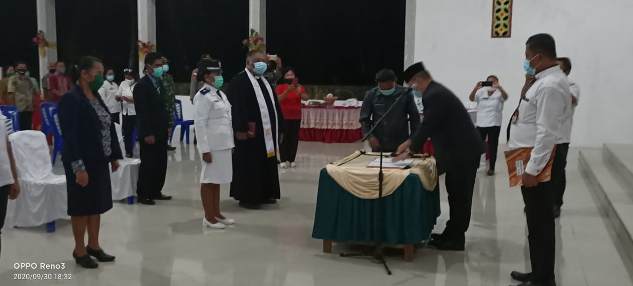 Bupati Kepulauan Talaud Lantik Kepala Desa Lalue Utara dan Kepala Desa ...